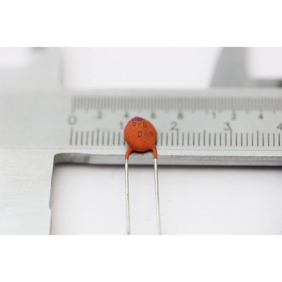 3 X CERAMIC CAPACITOR 5pF 5p6 (New Old Stock) 3PC CA23U23F080124 | eBay