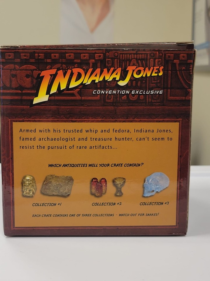 Gentle Giant Indiana Jones Convention Exclusive Artifact Crate ...