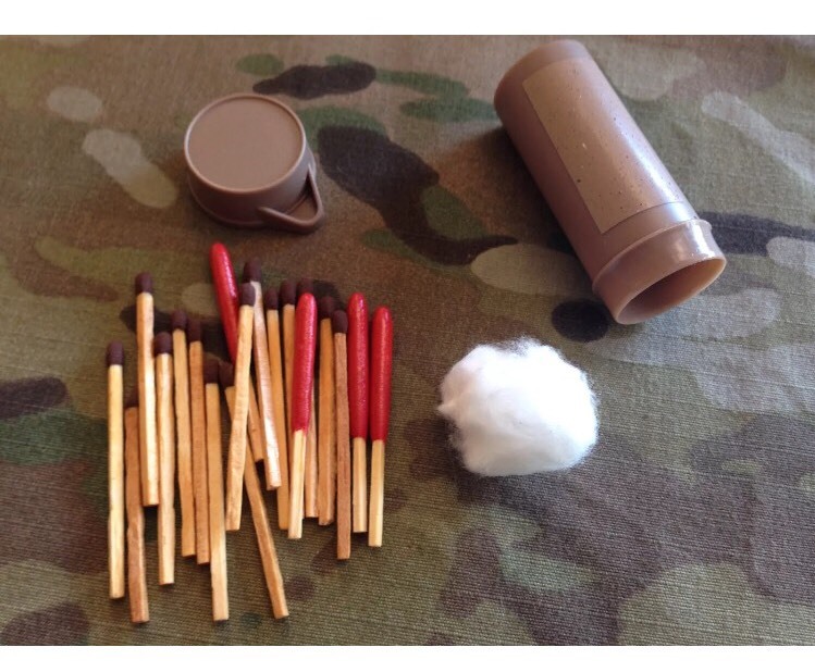 15 Australia Army Ration Pack Bottle Survival Matches Waterproof Wind ...