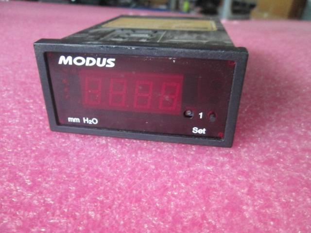 Modus Instruments DA-4-04M-0-RR-15-114 Display Alarm Meter 10mm 100Vac ...