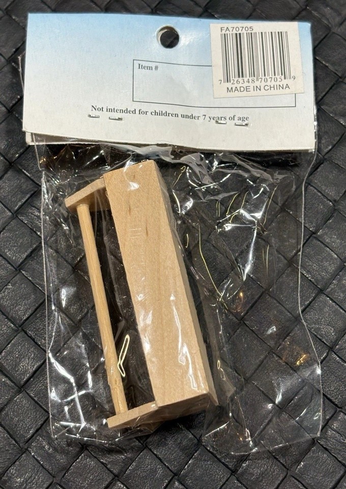 Dollhouse Miniatures Rectangle Unfinished Tool Box Farrow Industries 1: ...