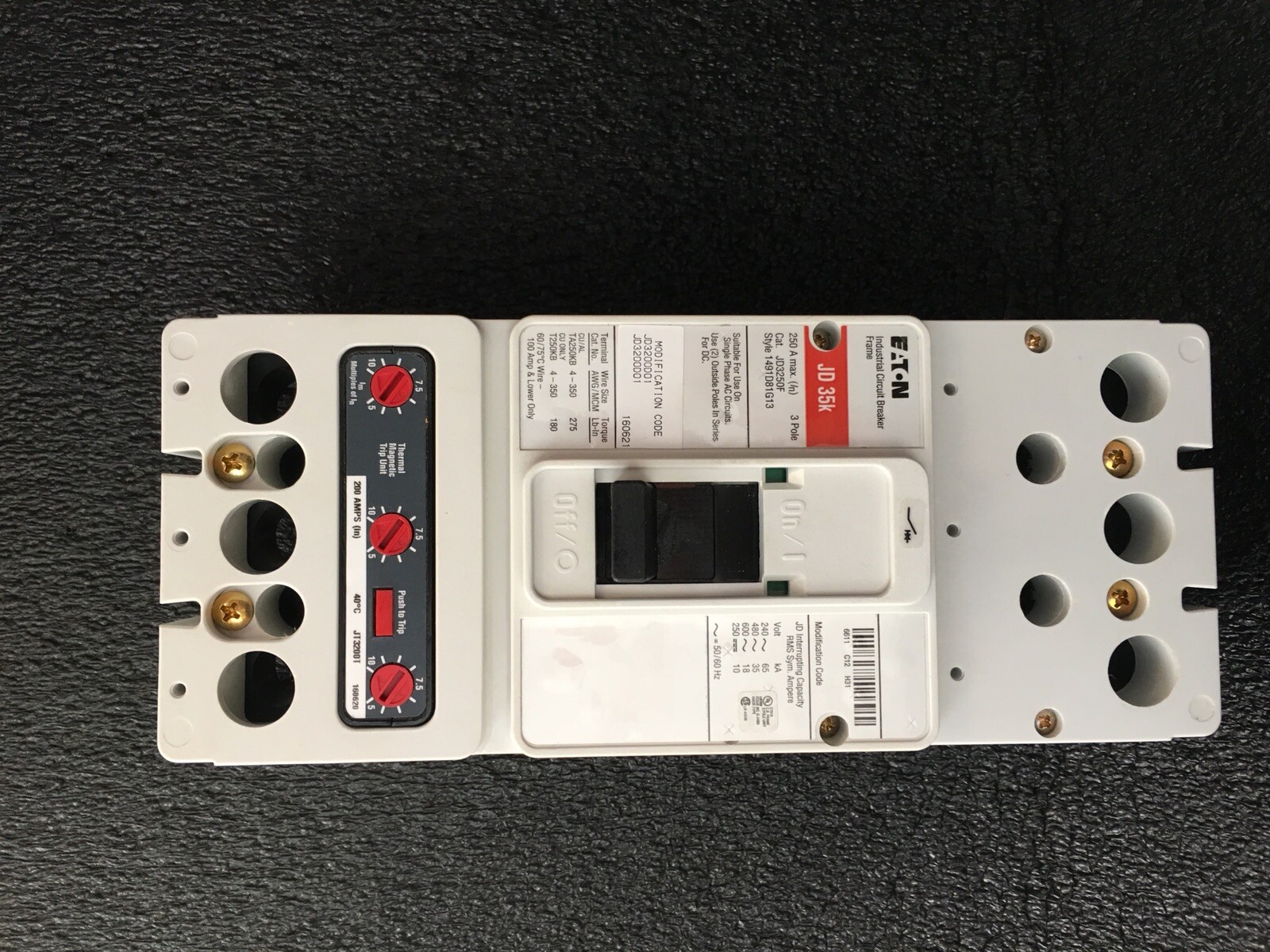 EATON JD3200D01 CIRCUIT BREAKER 200A 600V 3 POLE 35,000 KA NEW IN ...
