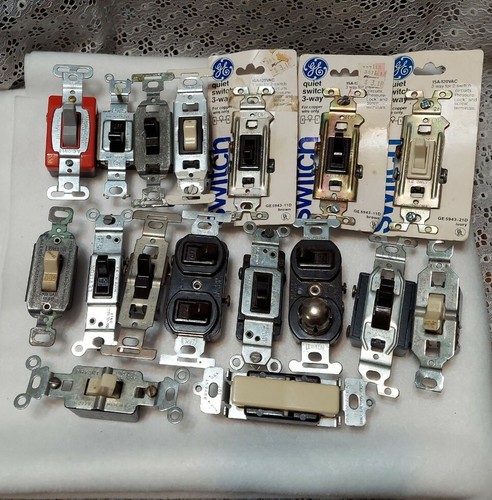 Vintage Lot 17 Light Toggle Switches Bakelite Bryant GE Leviton | eBay