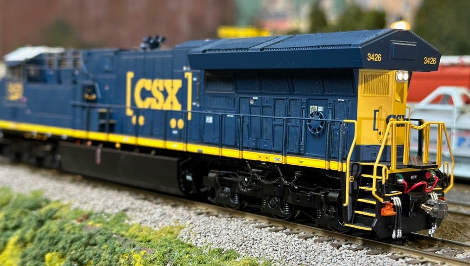 INTERMOUNTAIN HO DIESEL LOCOMOTIVE w/DCC & SOUND | eBay