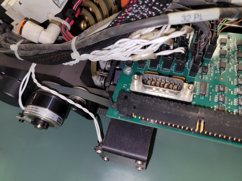 Universal Instruments 48999301 GSM Inline 7 Spindle Placing Head | eBay