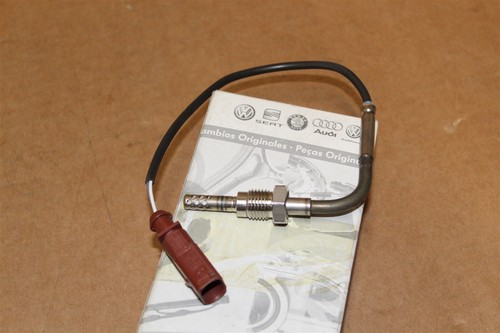 EGR valve exhaust temp sensor Audi Q7 6.0 V12 / A8 4.2 TDi 05A906088 ...