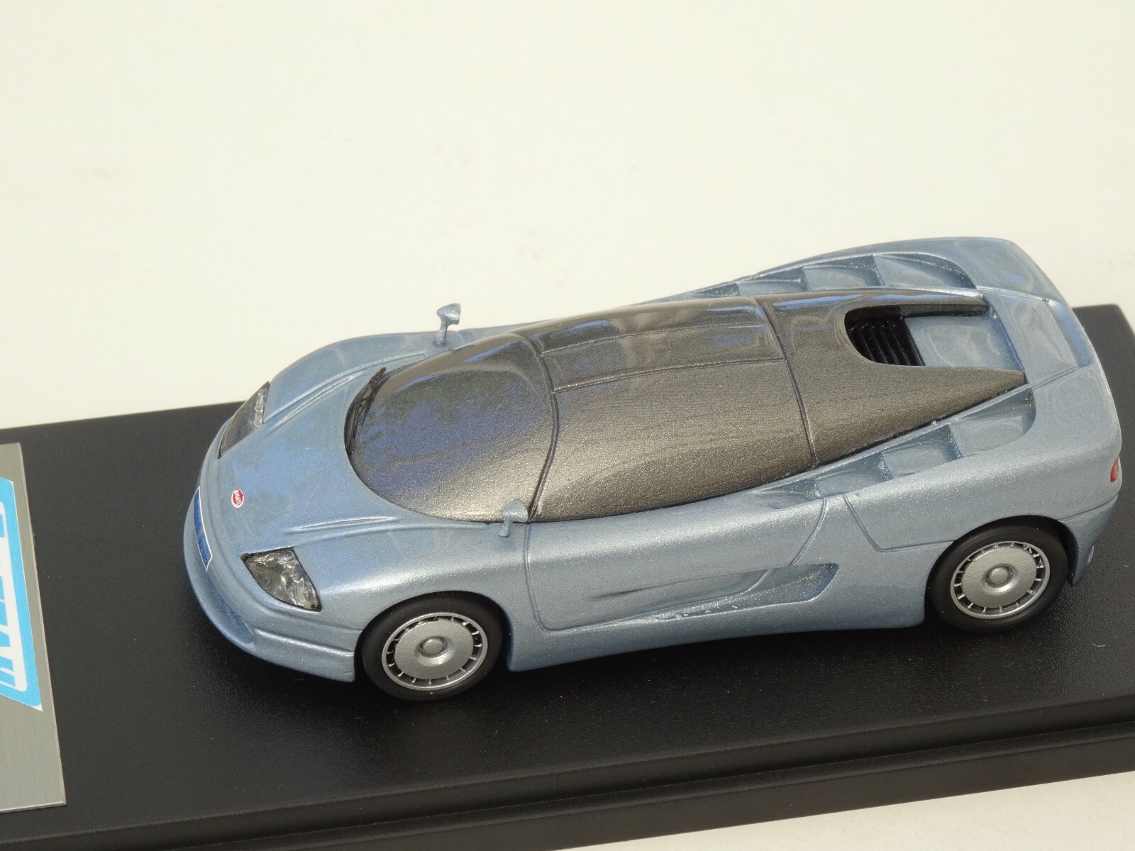 ALEZAN MODELS . KIT 1/43 . BUGATTI ID 90 .CONCEPT . ITAL DESIGN . 1990 ...