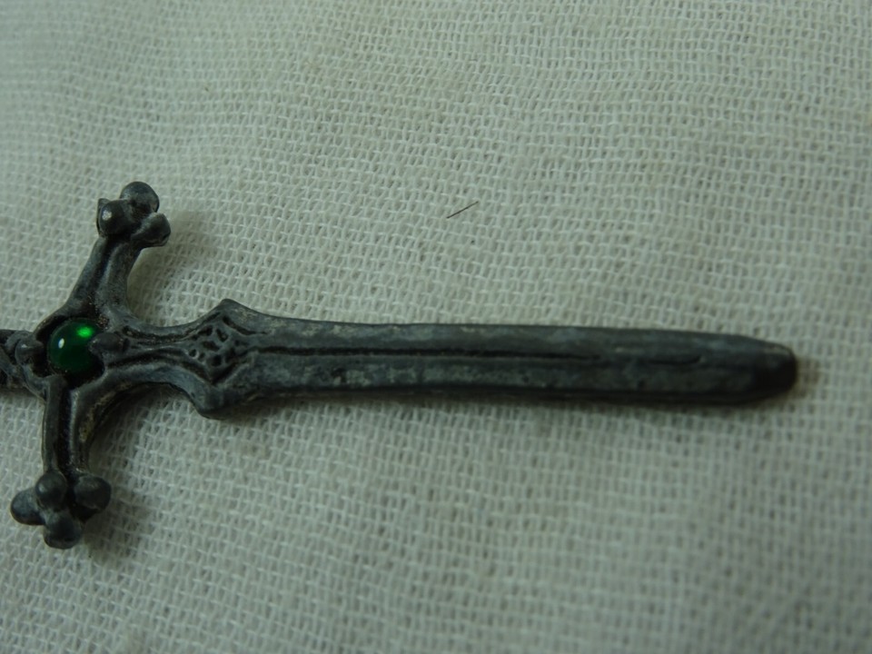 Fellowship Foundry 1997 Pewter Sword Green Jewel Pendant | eBay