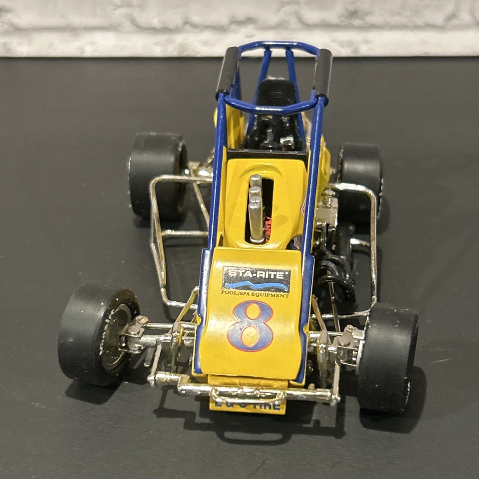 1:24 WALLY PANKRATZ #8X STA-RITE/ HASA 2000 MIDGET XTREME USAC Sprint ...