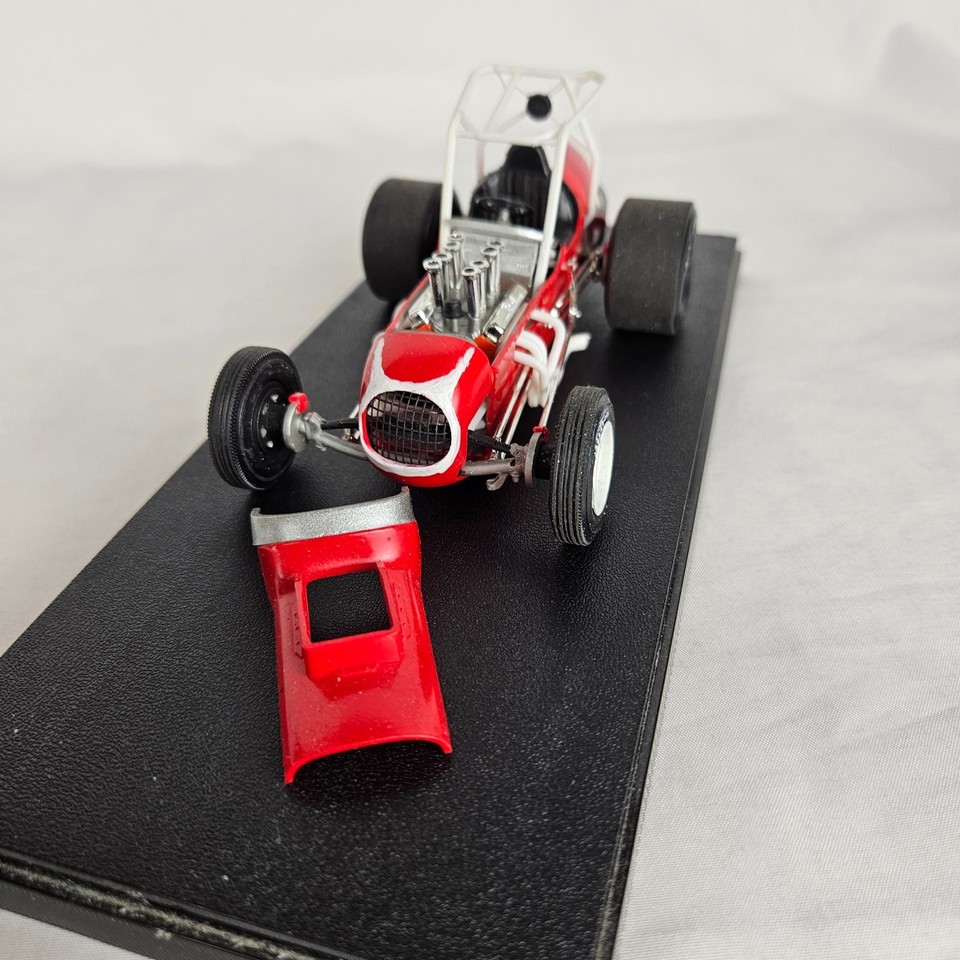 Red Grant King Sprint Car Fully Assembled Plastic Model | eBay