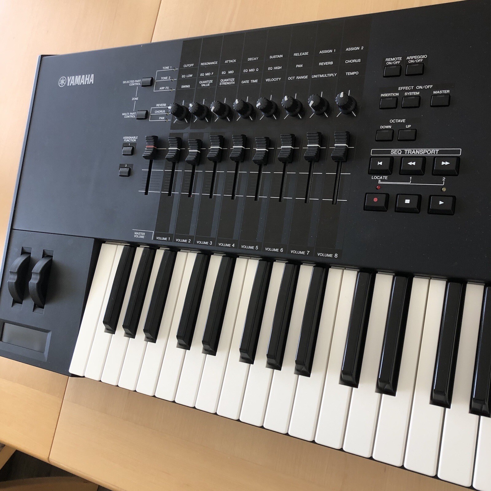 YAMAHA Motif XF7 Digital Synthesizer Synth Keyboard Musical Instrument ...