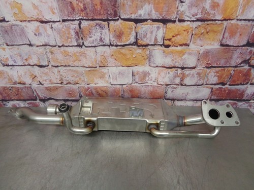 Mercedes-Benz OM642 Heat exchanger A6421401875 as good as new, 549 km ...