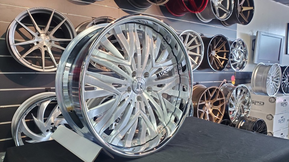 22" Rucci Priority Brushed Face W/ Chrome lip Wheels 22x9 3" Lip Vouge ...