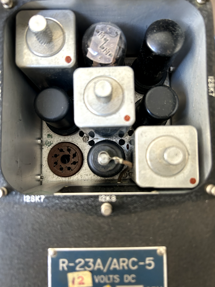 WWII Vintage R-23A/ARC-5 Radio Receiver for Parts B20 | eBay