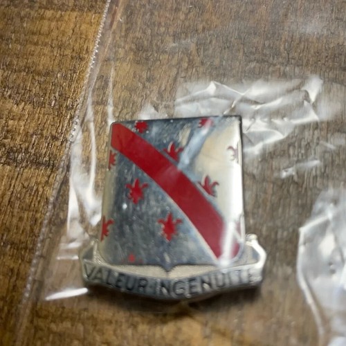 Vintage US Military DUI Pin 70th Engineer Bn VALEUR INGENUITE Valor ...