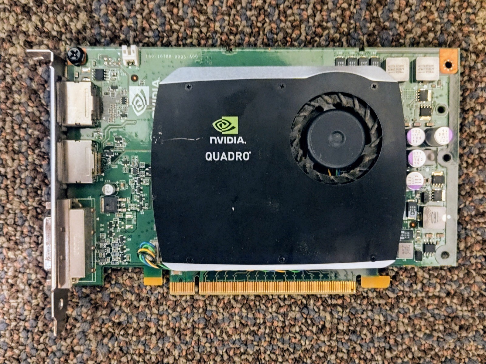 HP NVIDIA Quadro FX 580 (FY945AA) 512 MB GDDR3 SDRAM PCI Express x16 ...