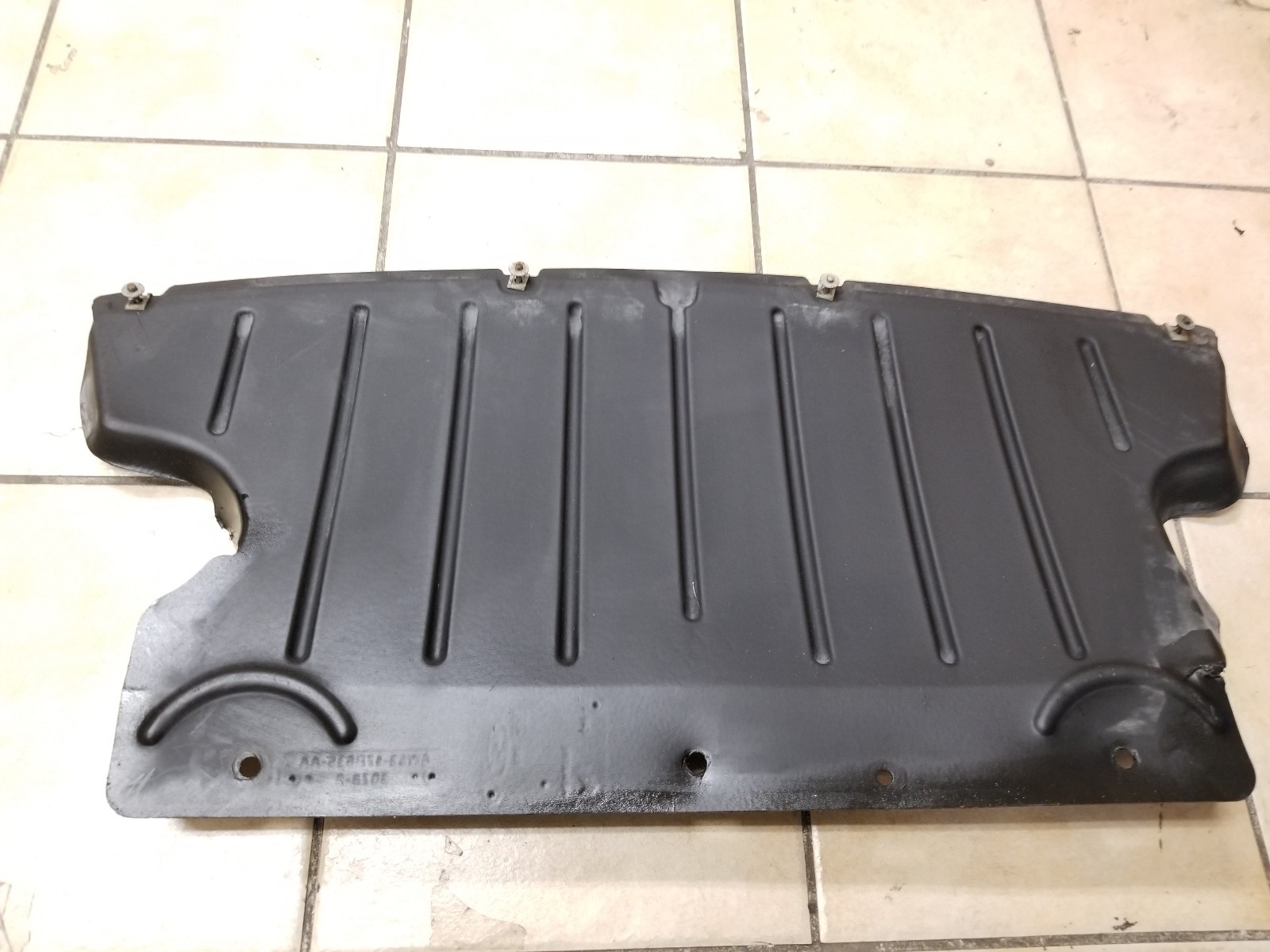 2000 2001 2002 2003 04 2005 2006 Lincoln LS Engine Splash Guard Front ...