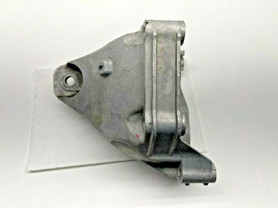 2015 2016 Hyundai Genesis 3.8L AWD right engine mount bracket 21825 ...