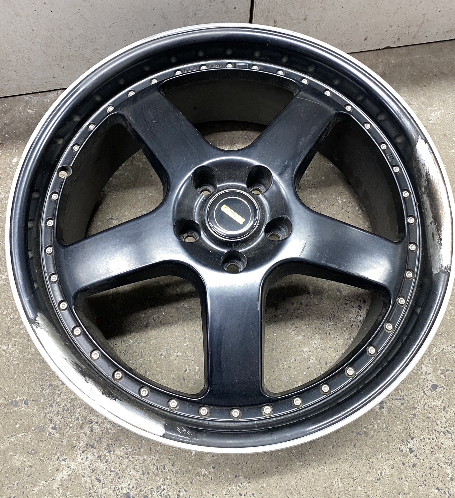 simmons wheels commodore 20” X 8.5 Set Of 4 Wheels One Peice Design | eBay