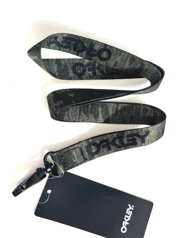 OAKLEY NWT B1B Crazy Wanderlust Lanyard Key Chain ID Document Holder ...