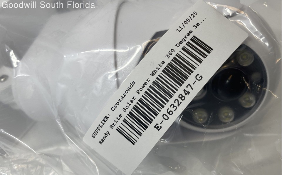 Handy Brite Solar Power White 360 Degree Security Camera Not Tested ...