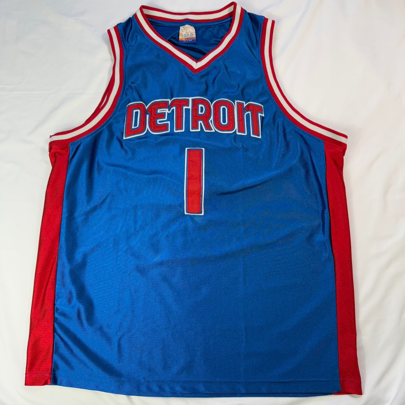 Vintage Detroit Pistons XL Home Jersey Chauncey Billu… - Gem