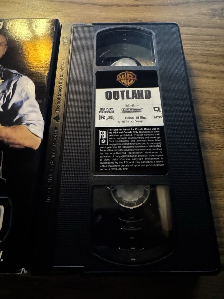 Outland (VHS, 1997) Sean Connery, Peter Boyle, Frances Sternhagen, 1990 ...