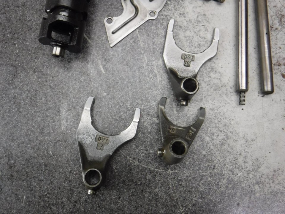 07 Yamaha YZF R1 Shifter Drum & Forks 25L | eBay