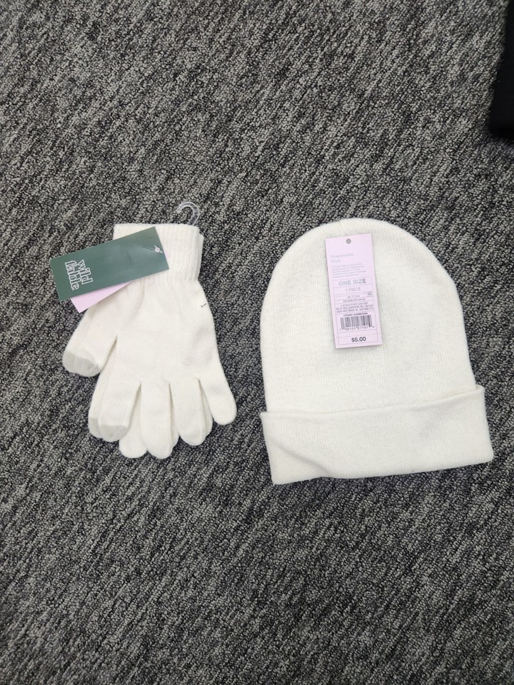 Lot of 14 Wild Fable Beanie/gloves | eBay