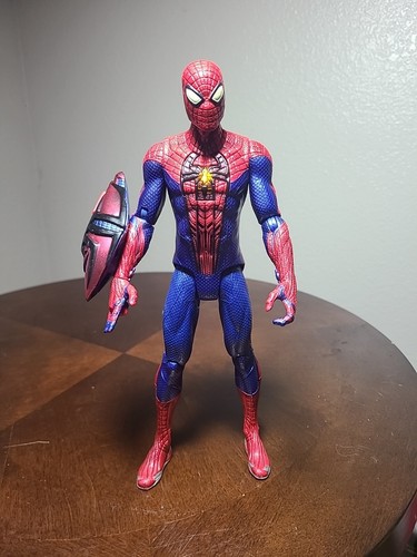 Amazing Spider-Man 10 Inch Hasbro Action Figure Marvel Talking Light ...