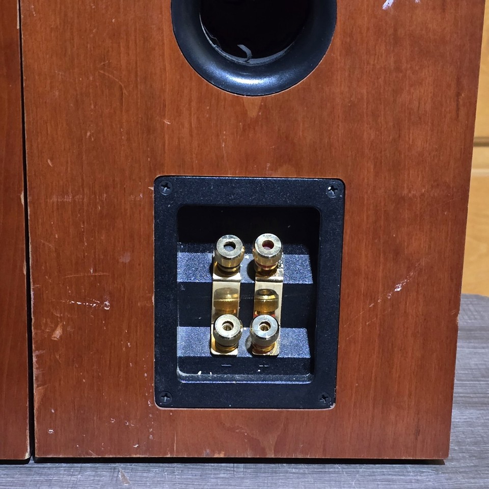 BOSTON ACOUSTICS VR-M60 Cherry Bookshelf Speakers Excellent Sound | eBay