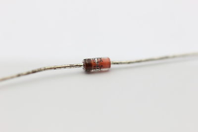DIODE BZX55C ZENER NOS (ancien stock neuf) 10 pièces C562au100 ...
