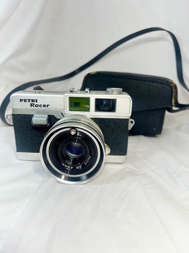 Vtg PETRI Racer 35mm Rangefinder Film Camera w/ 45mm f2.8 Lens Rare ...