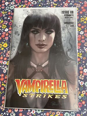 VAMPIRELLA STRIKES #8 LUCIO PARRILLO REGULAR MAIN COVER 2023 bad girl ...