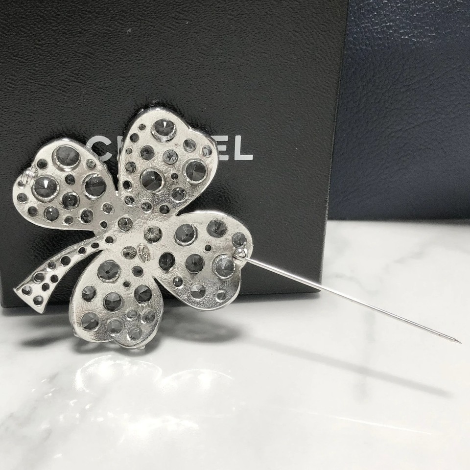 CHANEL Rhinestone Pin Brooch AUTH Coco Mark Chain Logo Vintage CC Silver Clover | eBay