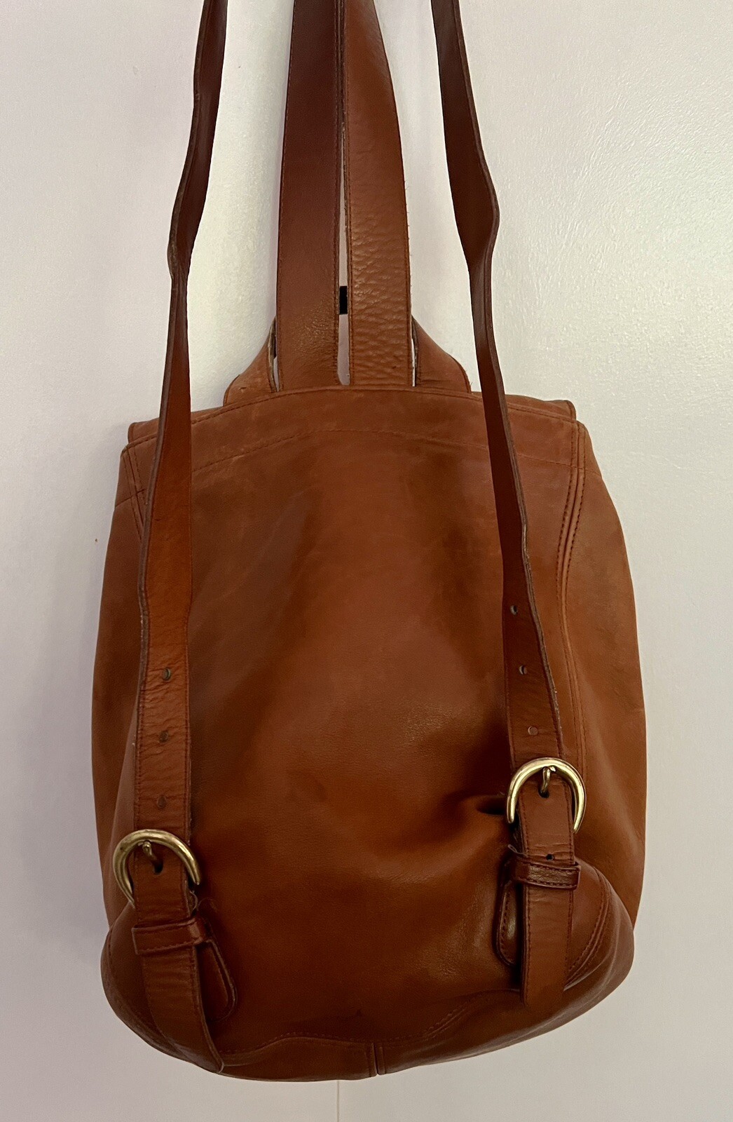 Vintage Coach, Classic British Tan Leather Backsac, M… - Gem