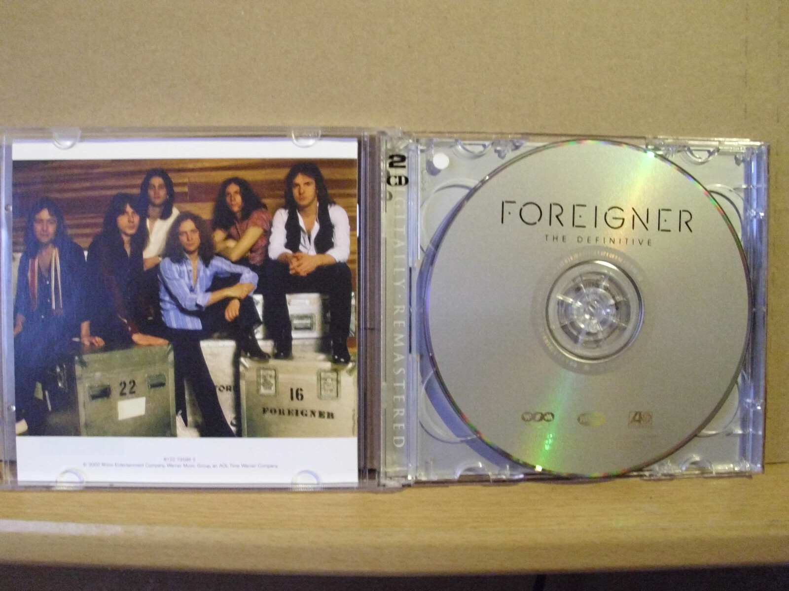 Foreigner. The Definitive.2 x CD. 81227359621 | eBay.de