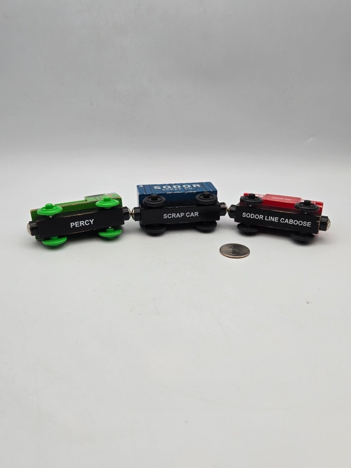Thomas & Friends Wooden Railway Train Tank -Percy Scrap Car Sodor ...
