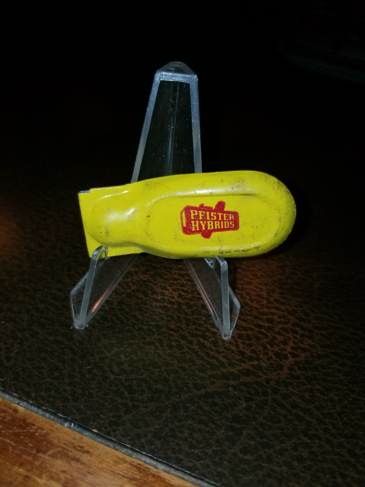 Vintage 1950s Pfister Hybrids Seeds Tin Clicker Advertising Metal ...