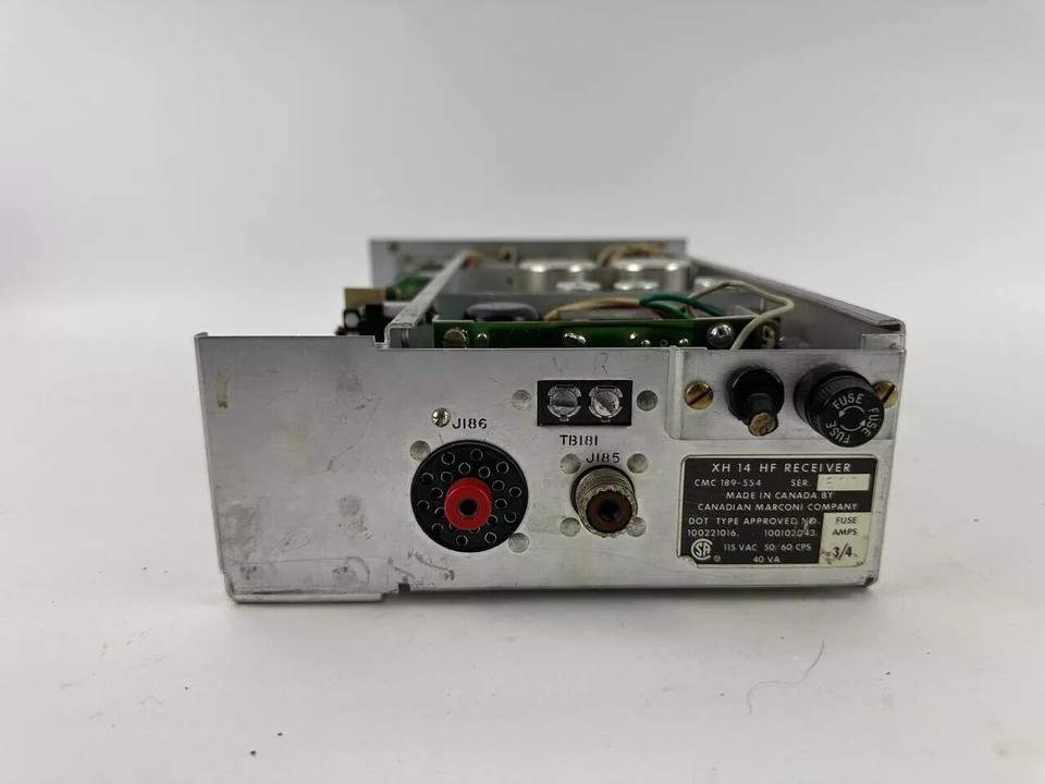 The Canadian Marconi CMC XH-14 Transistorized Superhetrodyne Receiver ...
