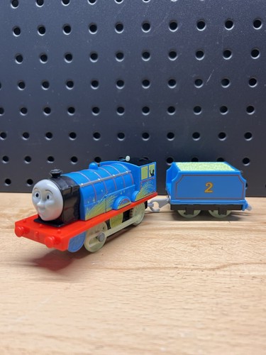 EDWARD Trackmaster Thomas & Friends Thomas 2013 Motorized Train Glow In ...