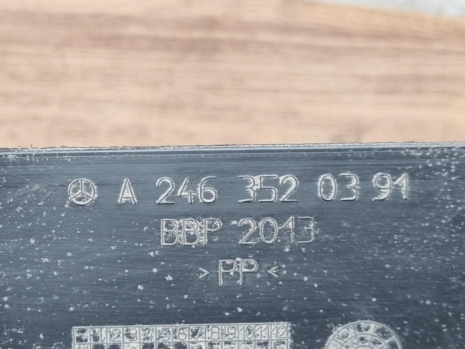 MERCEDES A B-CLASS W246 UNDER TRAY EXHAUST HEAT SHIELD A2463520391 2011 ...