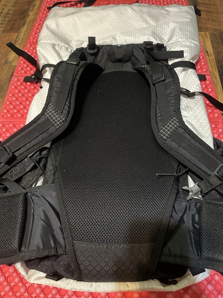 ULA Circuit Backpack - Medium Torso, Medium Waist, S-Straps | eBay