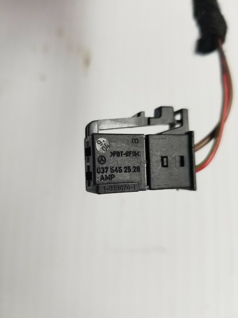 Mercedes-benz Connector Plug 0375452528 | eBay