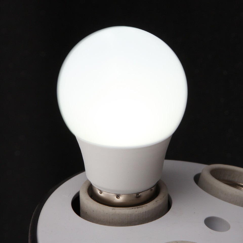 E27 RGB LED 16 Color Changing Magic Light Lamp Bulb with Wireless ...