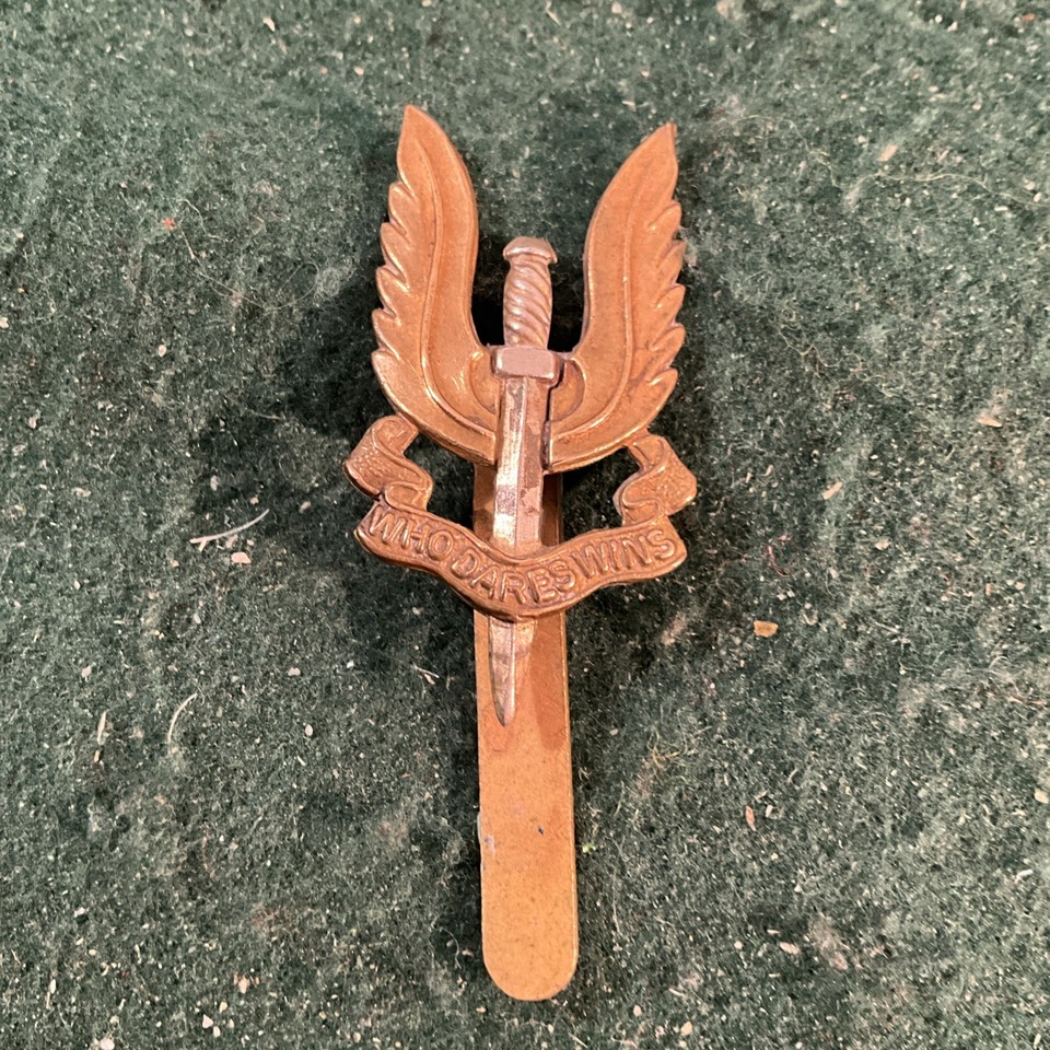 Special Air Service SAS Regiment Special Forces BI-METAL Cap Badge ...
