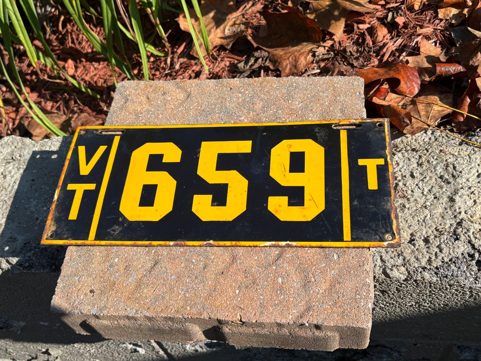 1915 VERMONT, TEMPORARY PORCELAIN LICENSE PLATE 14"x 6" **PLEASE READ ...