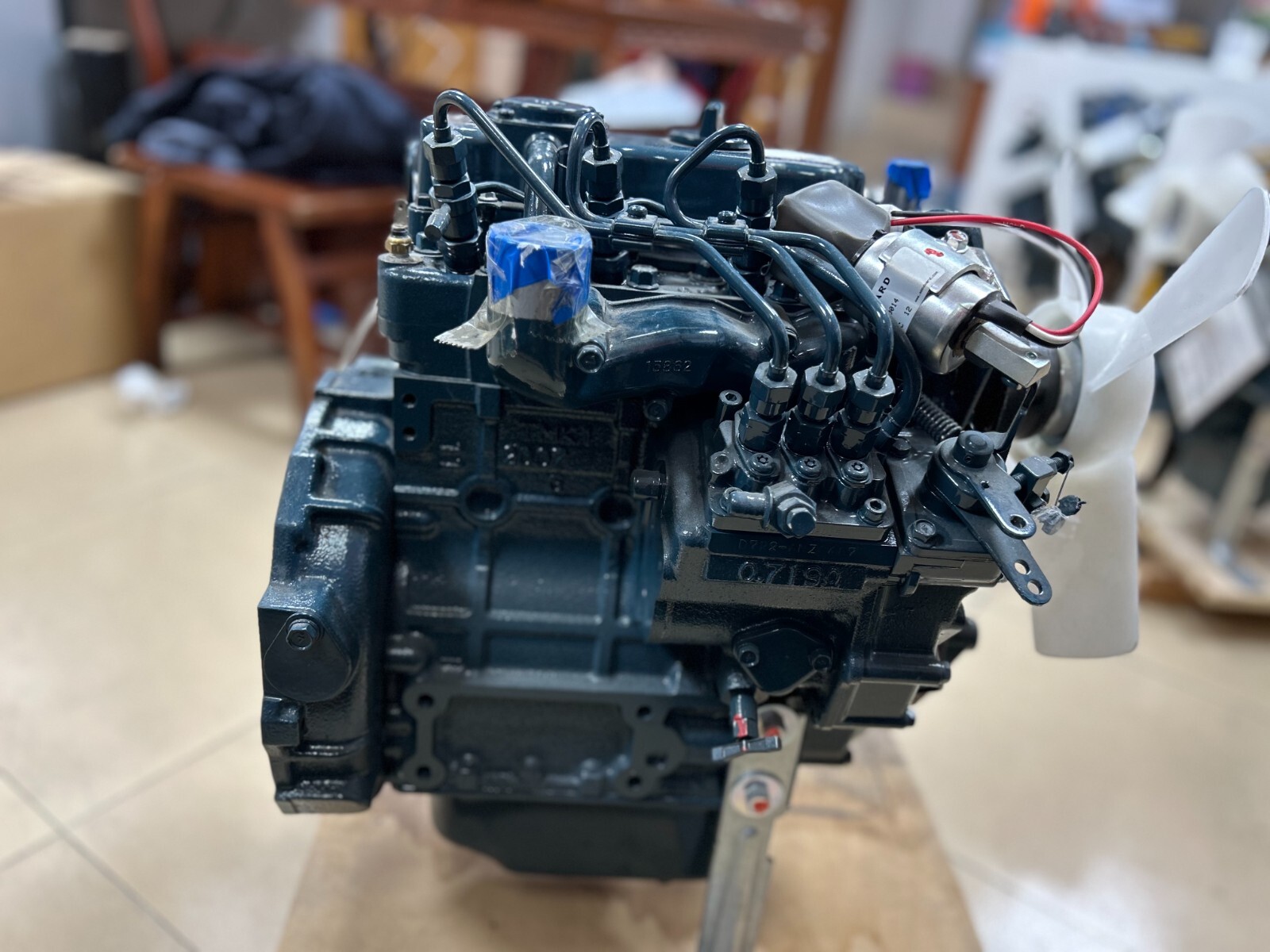 D722-EF11 Engine Assembly 2500Rpm 10.2KW Fits For Kubota D722-EF11 ...