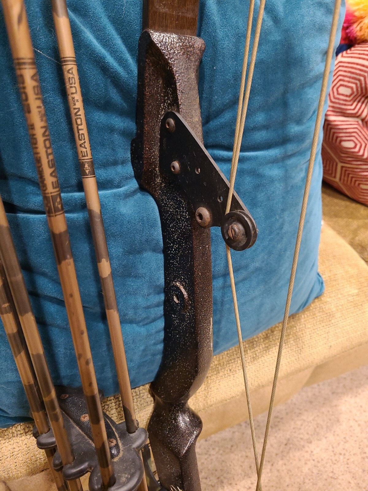 Bear Whitetail Hunter Bow Amo Compound 39" Arrows 18s1 | eBay