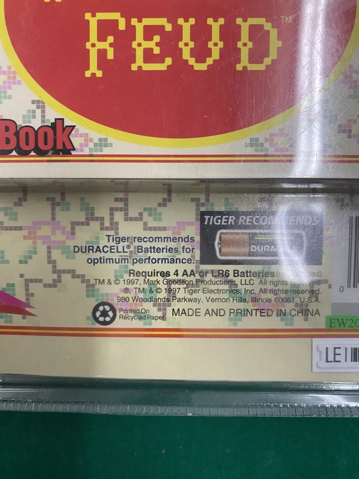 Vintage Family Feud Handheld Game 7-583-1 Tiger Electronics LCD 1997 ...